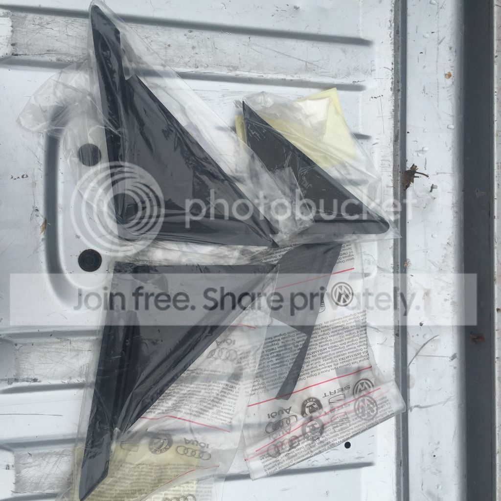 FS: Brand New OEM Outer Door Triangular Trim, by the side mirrors | VW ...