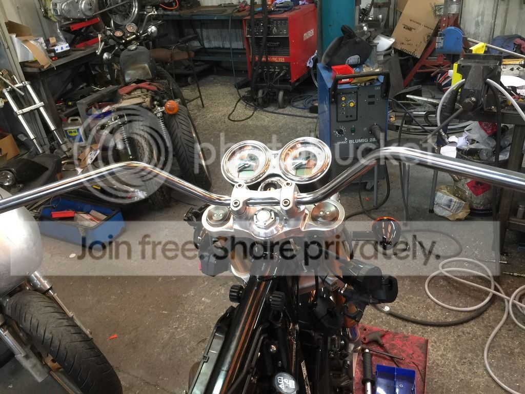 Thruxton R Handlebar Position - The good, the bad, and the ugly ...